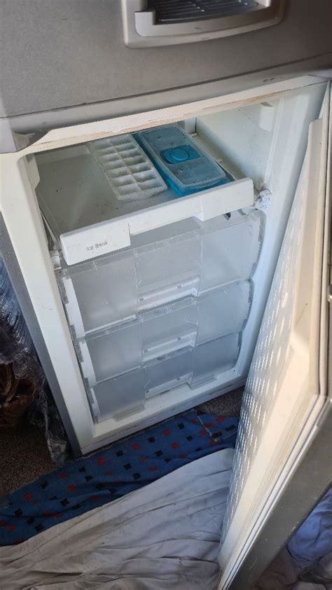 Хладилник с диспенсър Beko гр Златоград • Olx Bg