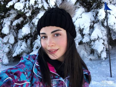 بیوگرافی و زندگی خصوصی اوزگه یاگیز و همسرش تصاویر جذاب و دیدنی