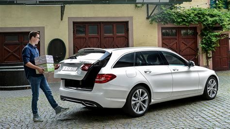 2015 Mercedes Benz C Class C 300 Bluetec Hybrid Estate Avantgarde