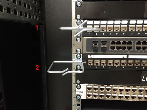 Cable Routing Bracket 80 X 80 Mm With Lateral Offset Mounting Plate