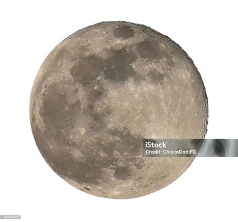 흰색 배경에 명확하게 보이는 분화구와 함께 초점보름달 0명에 대한 스톡 사진 및 기타 이미지 0명 가득 찬 달 표면