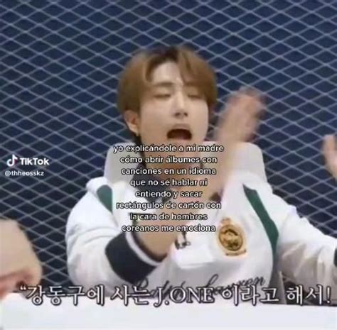 Pin En Skz Video En 2024 Celebridades Divertidas Canto De Feliz