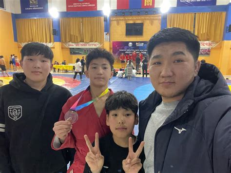 Баянгол Баянгол дүүргийн Хүүхэд залуучуудын соёлын ордон