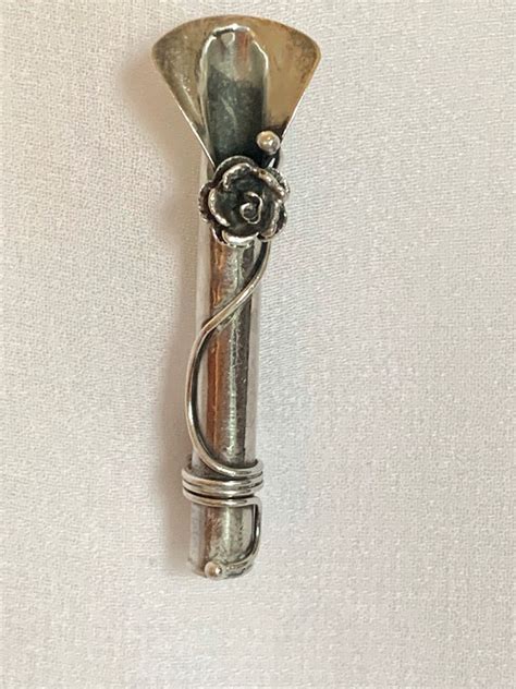 Vintage Sterling Silver Brooch Gem