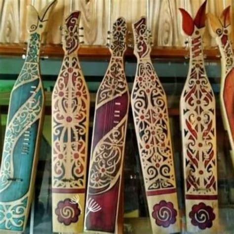 Jual Sape Alat Musik Khas Dayak Kota Palangkaraya Borneoindonesia Tokopedia