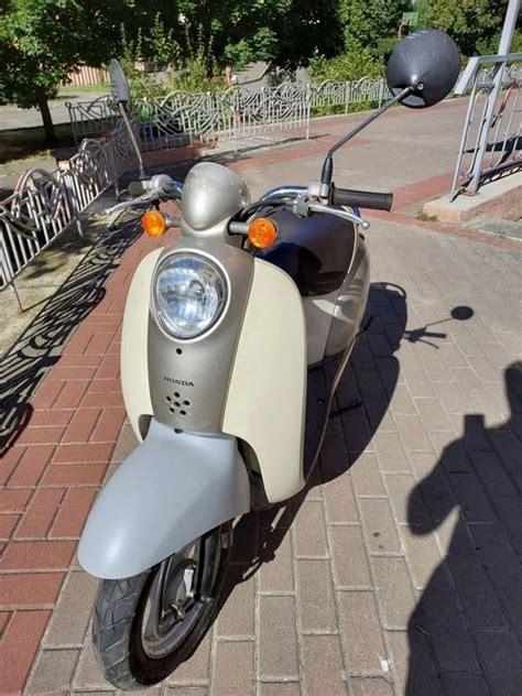 Купити Скутер б/в HONDA CREA SCOOPY у Києві та Україні