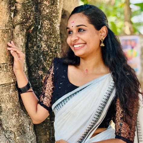 Nandhana Sudheer Nandhana R • Instagram Photos And Videos