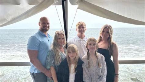 Ex Nfl Player Brady Poppinga Accuses Doctors Of Causing His Sons Death