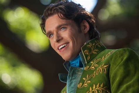 เรื่องย่อ Cinderella