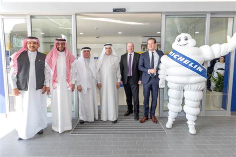 Stefan Moench On Linkedin Truck Service Center Check Congrats To The Team You Made It Happen…