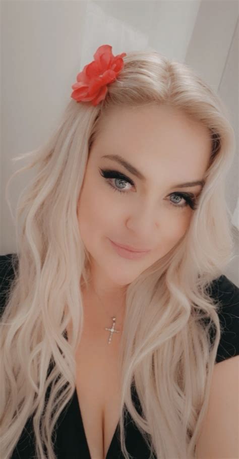 SUN SFT13 GirlsIN OUTEI Rita Midtown36DD Blonde Sabrina NYBusty