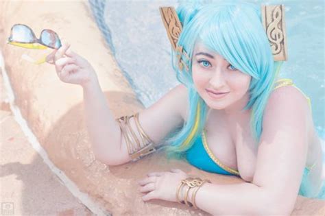 Pool Party Sona Happy Pause Photography Wiki Cosplay Amino
