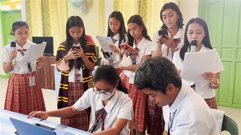Radio Broadcasting Performance Task Team 5 𝐂𝐢𝐭𝐞 𝐞𝐱𝐚𝐦𝐩𝐥𝐞𝐬 𝐨𝐟 𝐩𝐫𝐚𝐜𝐭𝐢𝐜𝐚𝐥