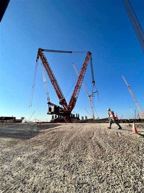 Mammoet On Linkedin Mammoet Movedbymammoet Heavylift Cranes