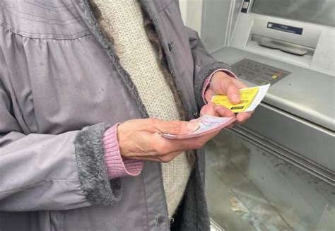 Гроші з рахунків пенсіонерів переселенців спишуть до бюджету кого це стосується Читайте на Ukr Net