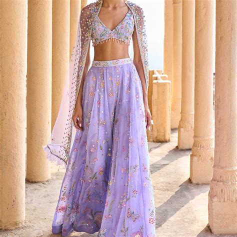 5 Times Janhvi Kapoor Embraced Edgy Glamour With Barely There Blouses