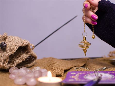 Comment Fonctionne Le Pendule Divinatoire WeMystic France