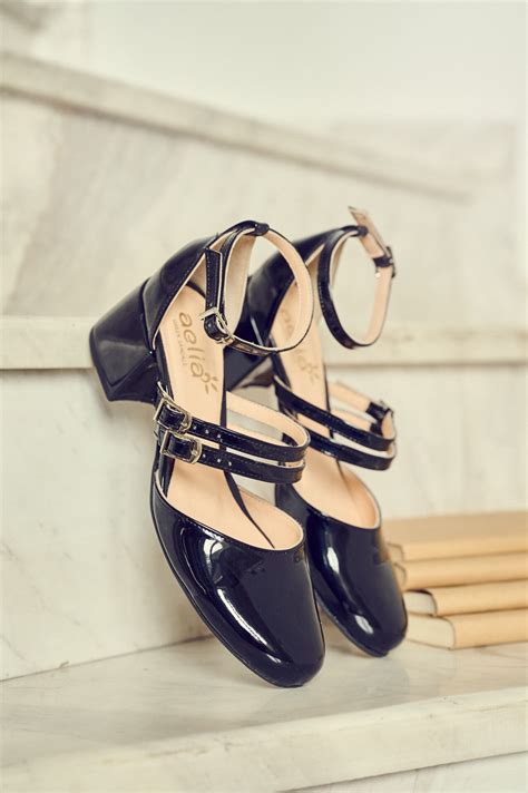 Black Shiny Mary Jane Mid Shoes In Black Patent Medium Heel Barefoot