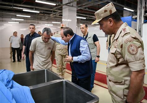 الرئيس السيسي يزور الأكاديمية العسكرية بمقر القيادة الاستراتيجية