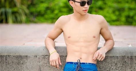 รวมรูปภาพของ ตะวันฉาย พี เค แสนชัยฯ นักมวยหน้าหล่อดาวโซเชียล จาก