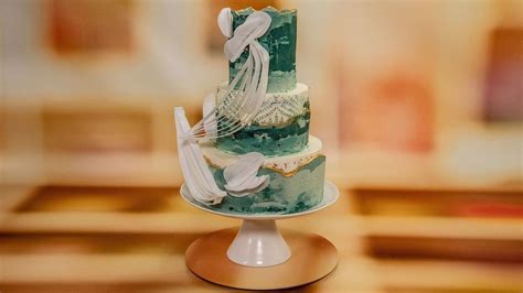 Festtagstorte Mit Tahiti Vanille Creme Und Marzipan Rezept Aus Das