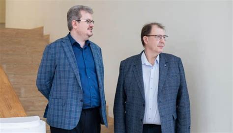 Центробежные силы цифровизации все время стараются выкинуть нас из