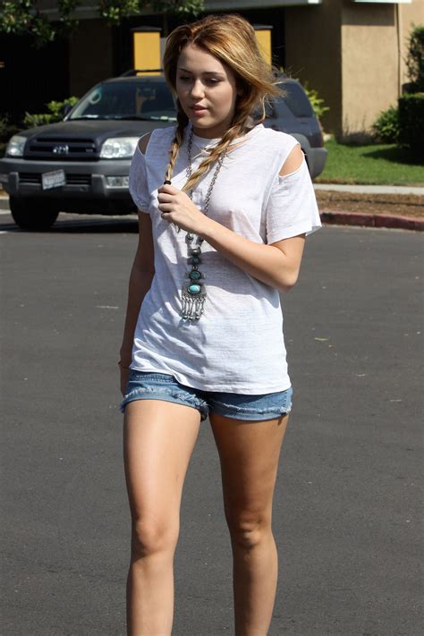 Miley Cyrus Leggy In Shorts At Pattys Rest In Toluca Lake Hawtcelebs