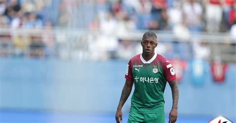Goal 대전 레안드로·김승대 내세운 대전 서울은 일류첸코·조영욱 선봉승리 간절한 대전 서울 라인업 공개