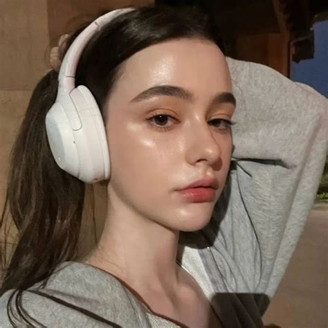Dasha Taran🍒 On Instagram Sorry For Not Posting Because I Have An