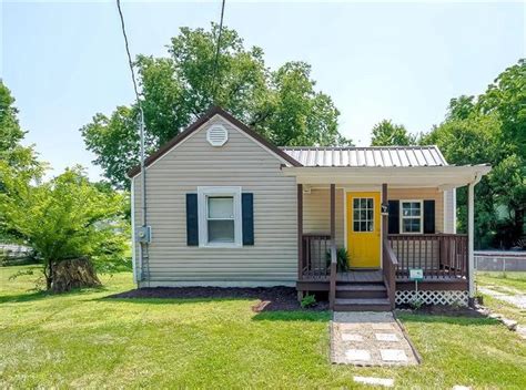 113 Noel Ave Frankfort Ky 40601 25 Photos Movoto