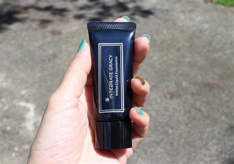Hide Imperfections Naturally With Integrate Gracy White Liquid