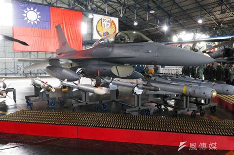 F 16驚傳起飛後座艙罩飛脫 空軍證實了 Yahoo奇摩汽車機車