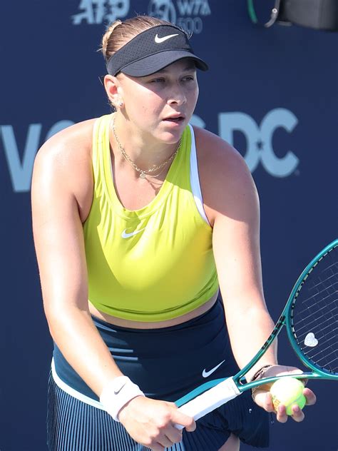 Hot Pro Tennis Women