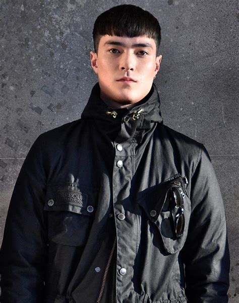 19 Gaya French Crop Trend Rambut 2021 Yang Kekinian