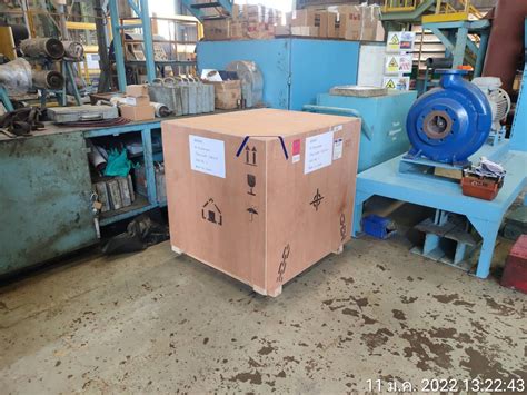 รถท้ายลิฟท์ งานรถ4ล้อท้ายลิฟท์ ขนย้ายเครื่องจักร