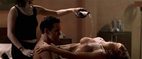 Celebrities Denise Richards And Neve Campbell Threesome Sex Celebrity