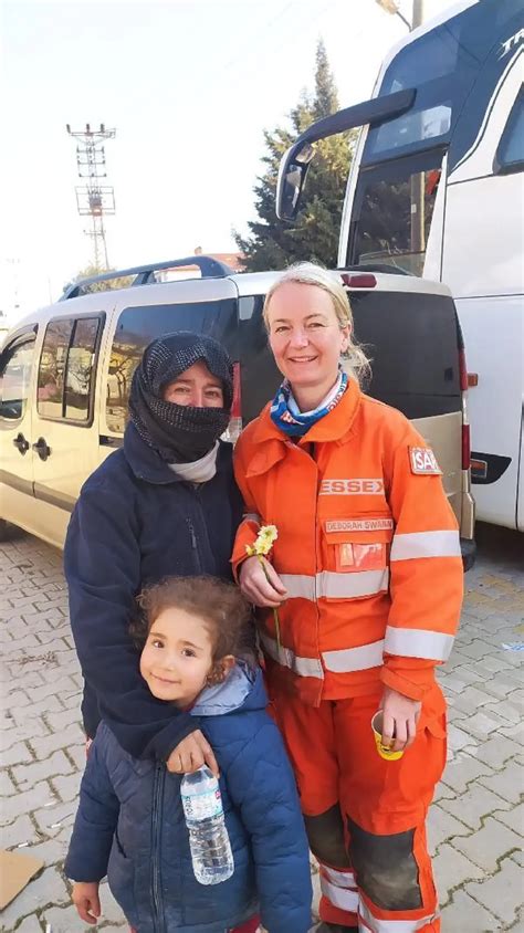 İngiltere Tıbbi Personelinden Samimi Paylaşım Haberler