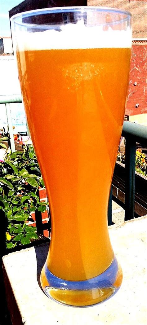 Refreshing Hefeweizen Beer Hefeweizen Homebrew Recipe German Style
