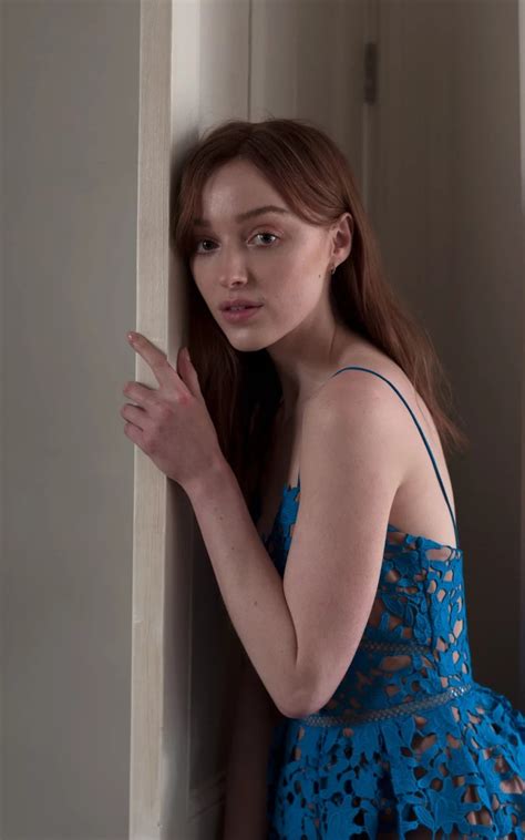 1200x1920 Actress Phoebe Dynevor 2021 1200x1920 Resolution Wallpaper Hd Celebrities 4k