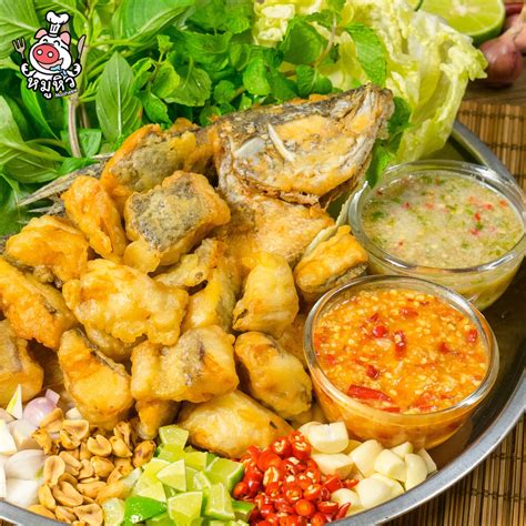 หมูหิว เมี่ยงปลากะพงทอด น้ำจิ้มซีฟู้ด 2 สูตร