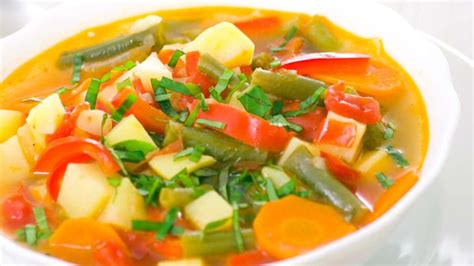 Receta de sopa de verduras sana rápida y fácil