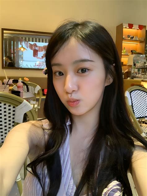 ไอเดีย Girl 26 รายการเพื่อบันทึกในวันนี้ คนสวย การถ่ายภาพ โพสท่า และ