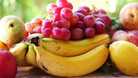 چند روش کاربردی برای نگهداری طولانی‌مدت میوه‌های نوروزی