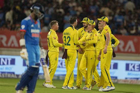 Ind Vs Aus रोहित शर्मा और विराट कोहली की शानदार पारियां बेकार ग्लेन