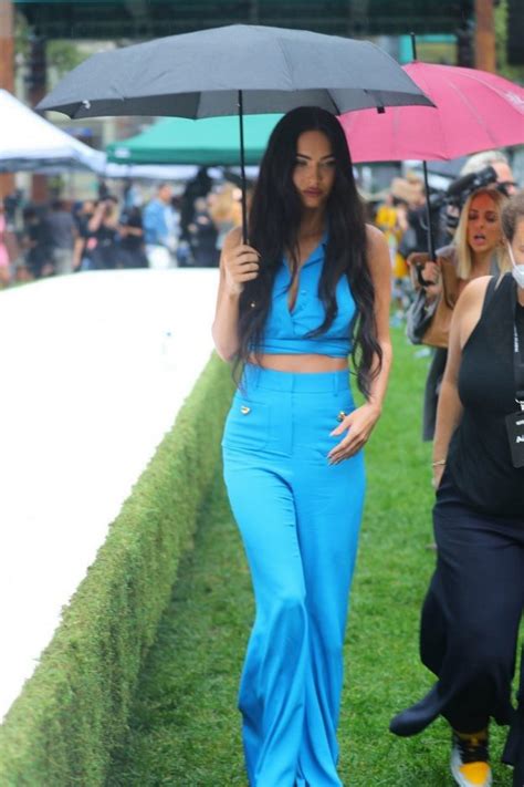 Megan Fox Walked Down The Street In Lingerie Photos The Fappening