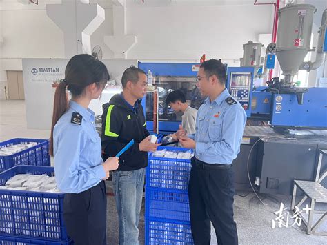 兴宁税务：青春力量助推医疗器械企业扎根发展｜“与税前行正青春”系列报道⑦现代化辅导生产