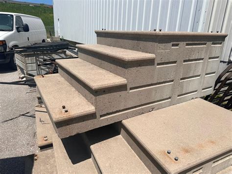 4 Step Concrete Stairs W Wrought Iron Railing Proxibid