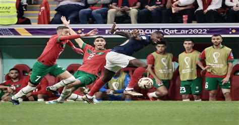 الجامعة الملكية تحتج على الأداء التحكيمي في مباراة فرنسا Foot24