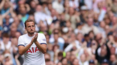 Harry Kane Tottenham Striker Scores Four Against Shakhtar Donetsk As