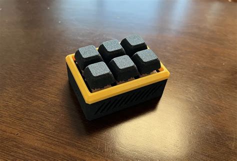 6 Button Esp32 Iot Macro Pad Free 3d Print Model Makerworld